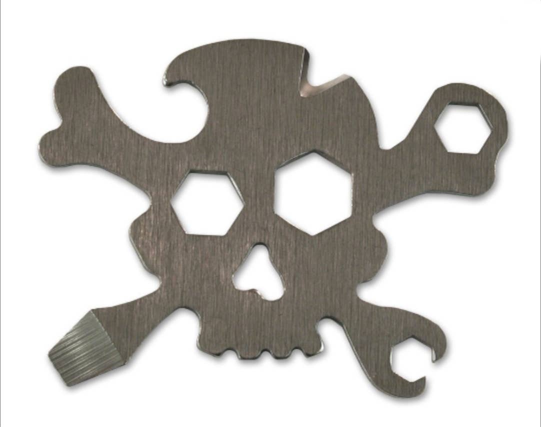 Pirate Multi-Tool (steel skull & bones) "7-in-1 tool" — Indigo Blues & Co.